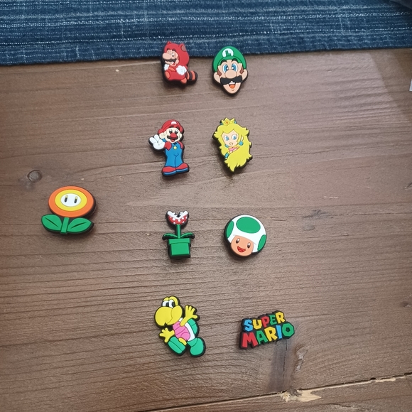 CROCS | Accessories | Mario Super Mario Brothers Croc Jibbitz Charms ...
